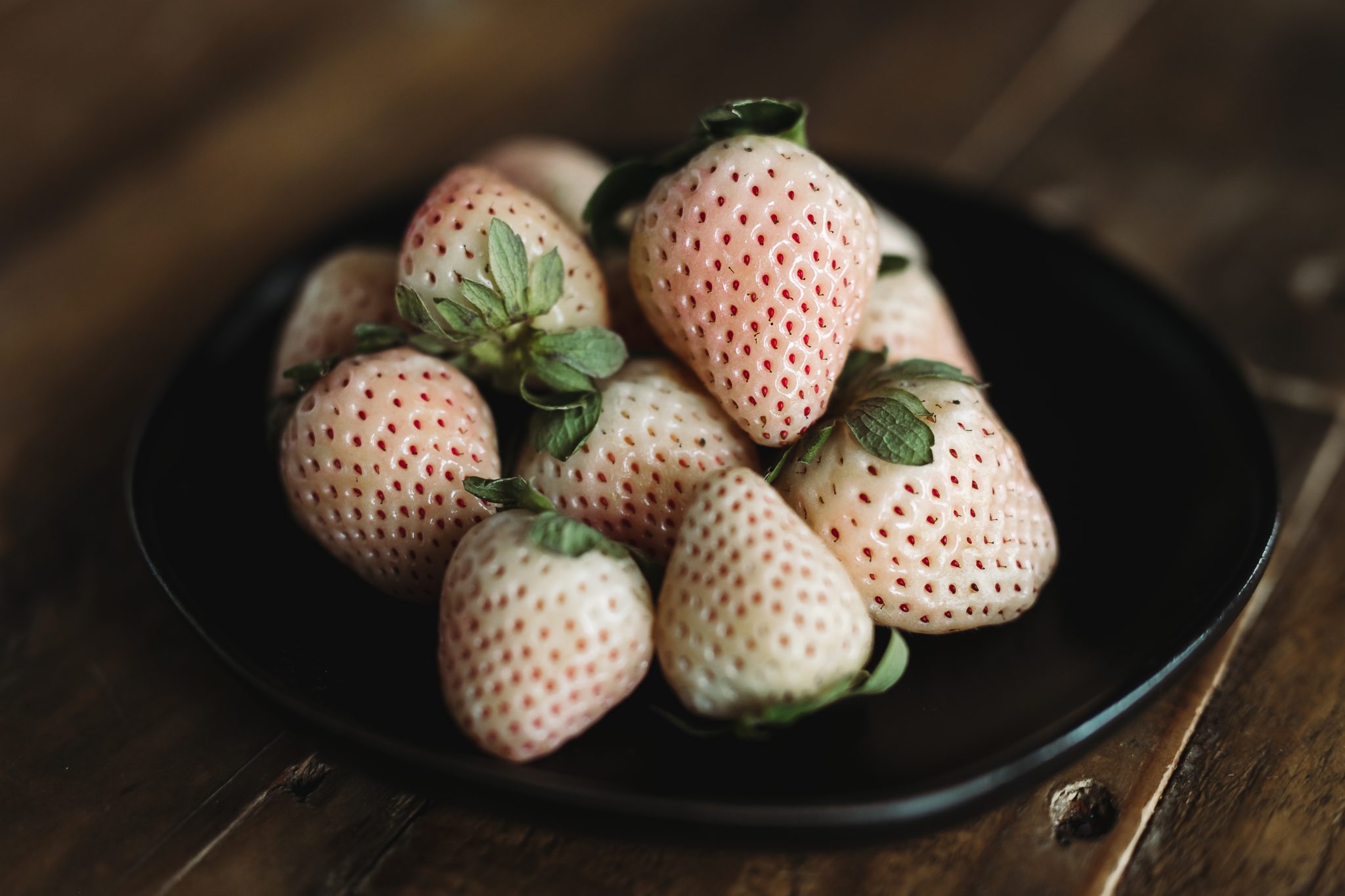 Pineberries: Strawberry's Tropical Cousin | Exotic Gourmand